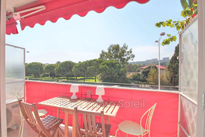 Appartement à vendre - Cagnes-sur-Mer - 2 pièces - 1 chambre