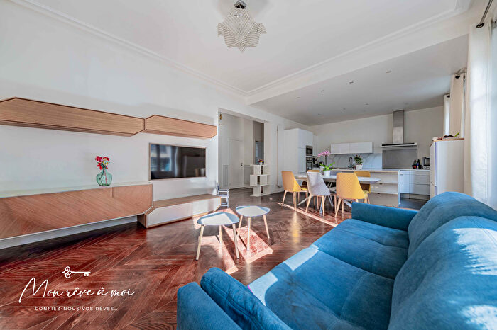 Paris 16ème, Dauphine : Appartement 5 pièces à vendre