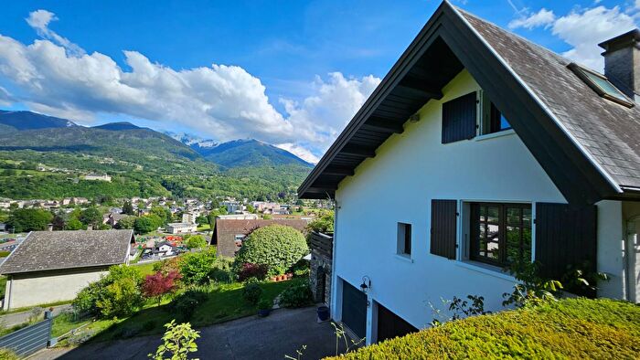 Maison 8 pièces à vendre - La Rochette
