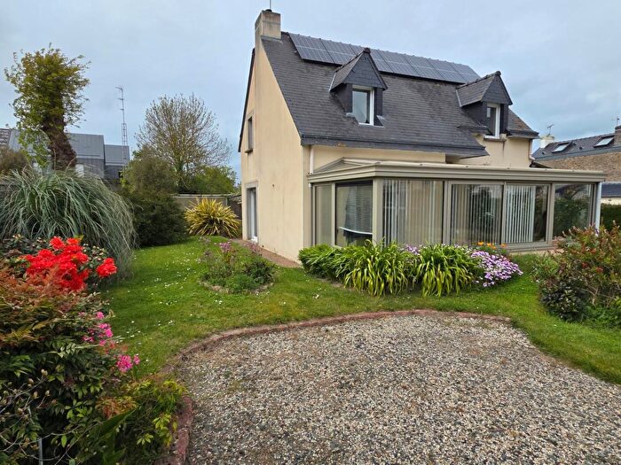 Maison 5 pièces à Dinard, Le Prieuré, Le Val Porée, à vendre