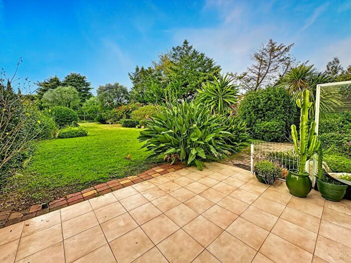 Appartement à vendre - Antibes, Antibes-les-Pins, Trianon, Le Fournel, Peyregoue - 4 pièces - 3 chambres