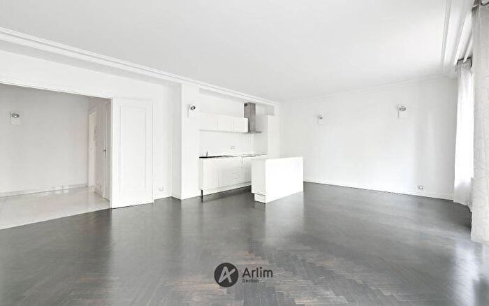 Brotteaux, Lyon 6ème arrondissement : Appartement 4 pièces à louer