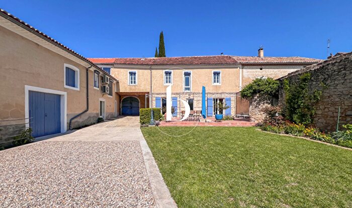Maison 10 pièces à Goudargues, à vendre