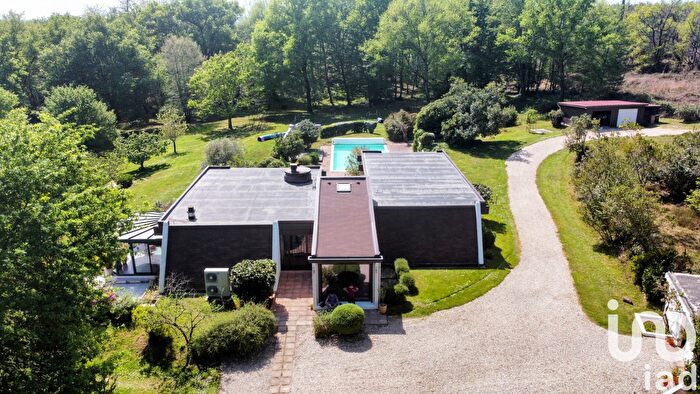 Maison à vendre - Chamadelle - 6 pièces - 4 chambres