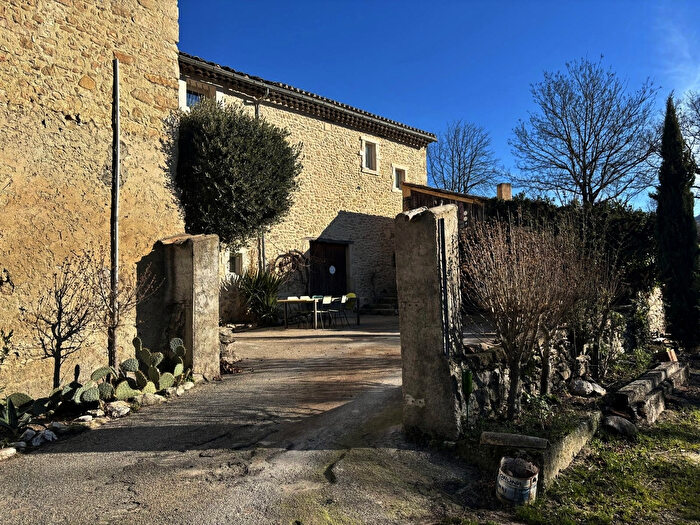 Maison à vendre - Rochefort-en-Valdaine - 8 pièces - 5 chambres