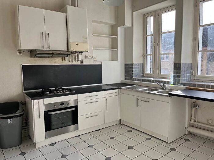 Nevers, Cathédrale, Jonction : Appartement 4 pièces à louer