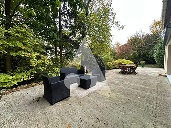 Maison à vendre - Crécy-la-Chapelle - 7 pièces - 4 chambres