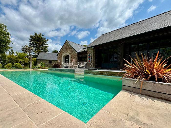 Maison à vendre - Quimper, Route de Concarneau - 7 pièces - 5 chambres