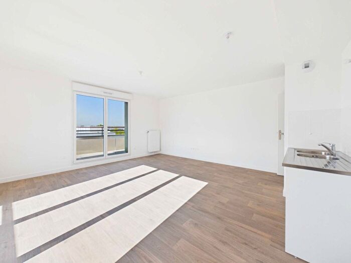 Appartement 4 pièces à louer - Zone dActivité, Maurepas