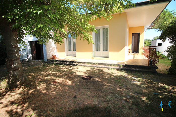 Saint-Georges-de-Didonne, Centre-ville - Maison 4 pièces à vendre