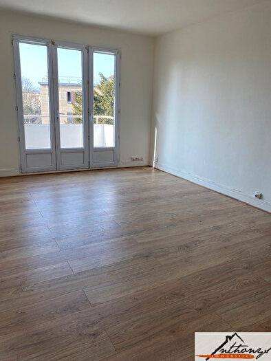 Appartement à vendre - Clichy-sous-Bois, Les Trois Châteaux - 3 pièces - 2 chambres