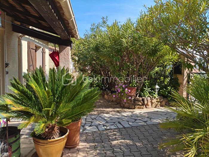 Maison à vendre - Vidauban - 4 pièces - 3 chambres