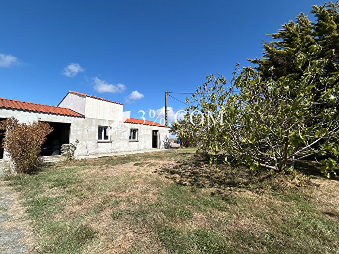Maison 5 pièces à Bouin, à vendre