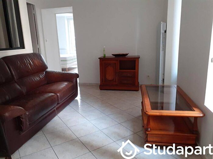 Madeleine-Saint Léonard-Justices, Angers - Appartement 4 pièces à louer