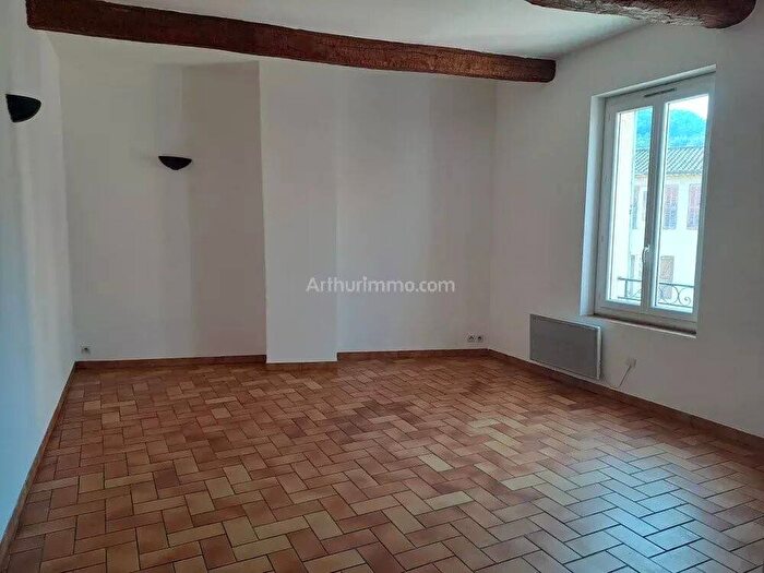 Appartement à louer - Salernes - 3 pièces - 2 chambres