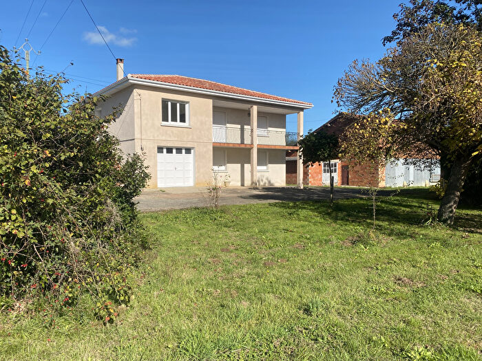 Maison à vendre - Ornézan - 6 pièces - 4 chambres