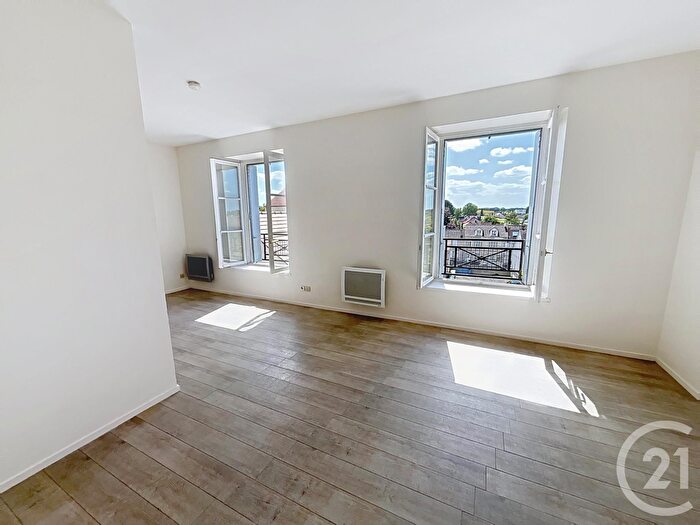 Appartement 1 pièce à vendre - Brie-Comte-Robert, Centre-ville
