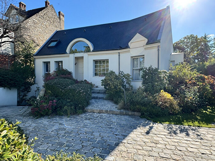 Maison 8 pièces à Montmorency, Bas Montmorency, à vendre