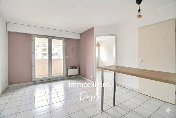 Appartement à louer - Castellane, Marseille ème arrondissement - 2 pièces - 1 chambre