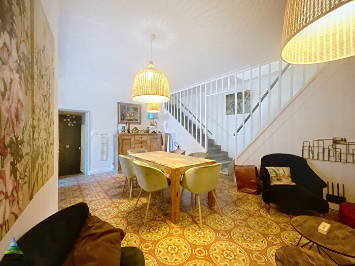 Maison à vendre - Nizas - 9 pièces - 6 chambres