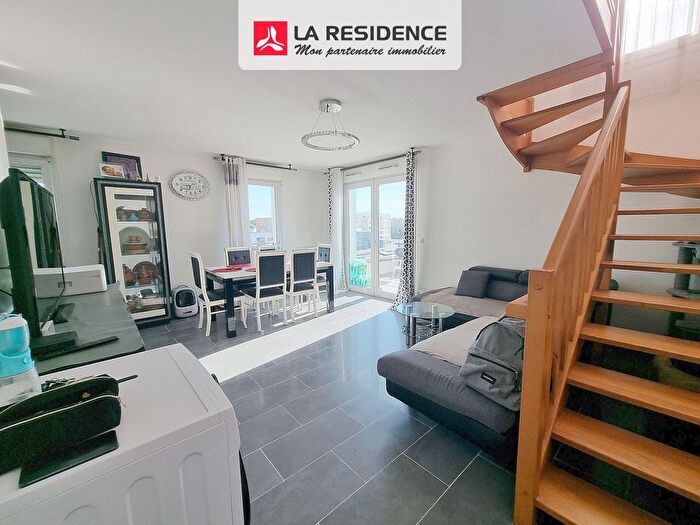 Appartement à vendre - Stains - 3 pièces - 2 chambres