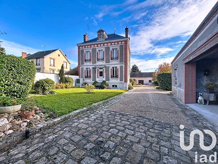 Maison à vendre - Beaune-la-Rolande - 6 pièces - 4 chambres