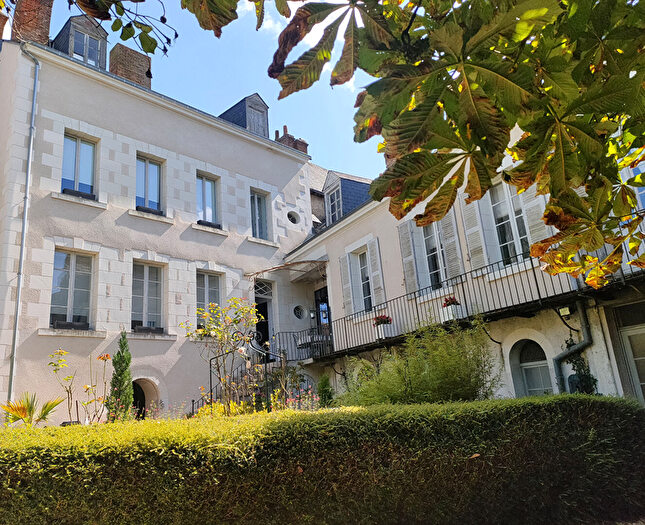 Maison à vendre - Valençay - 12 pièces - 6 chambres