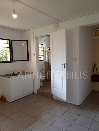 Appartement à louer - Saint-Denis, Centre-ville - 1 pièce