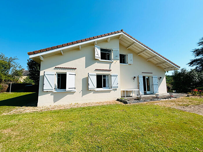 Maison à vendre - Madiran - 6 pièces - 5 chambres