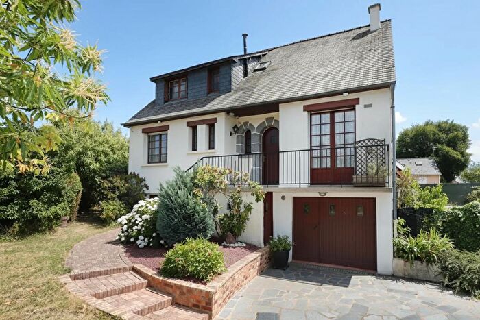 Maison à vendre - Saint-Didier - 5 pièces - 4 chambres