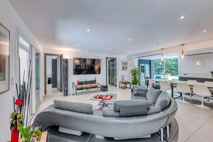 Appartement à vendre - Saint-Raphaël, Boulouris - 5 pièces - 4 chambres