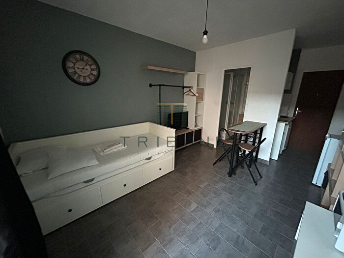 Appartement à louer - Agen, Malconte - 1 pièce