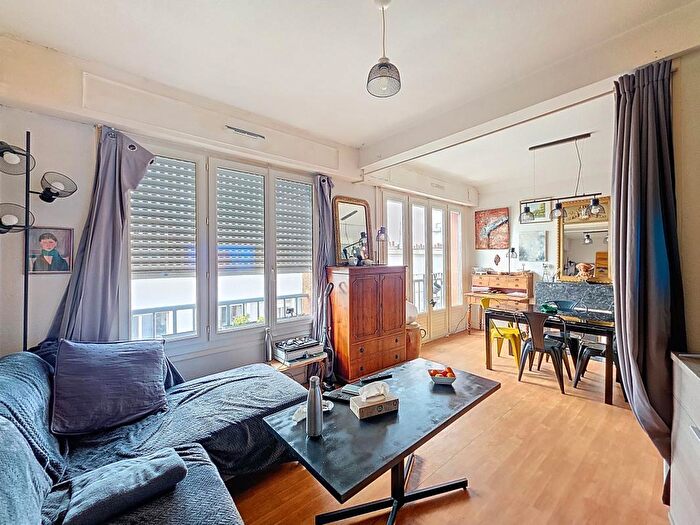 Appartement à vendre - Lorient, Centre-ville - 2 pièces - 1 chambre