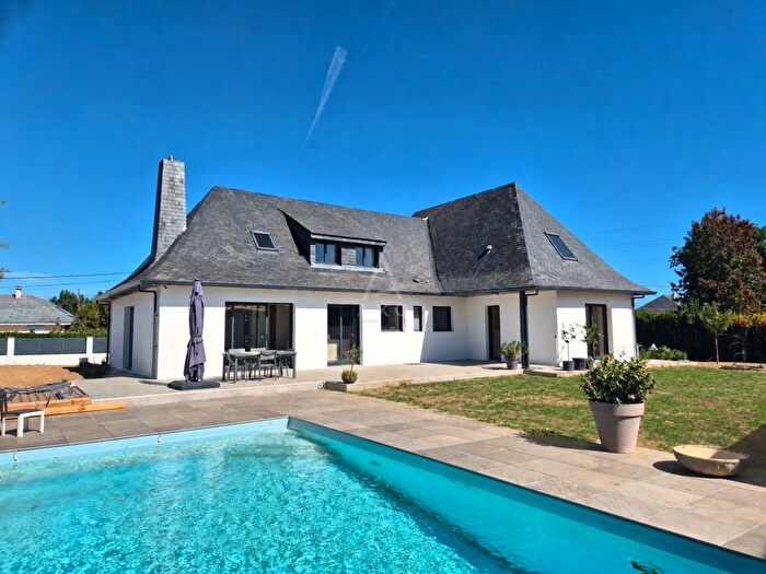 Maison 8 pièces à vendre à Saint-Barthélemy-d'Anjou