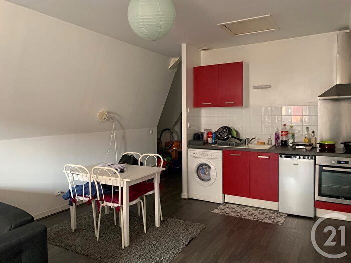 Moulins, Centre-ville : Appartement 2 pièces à louer