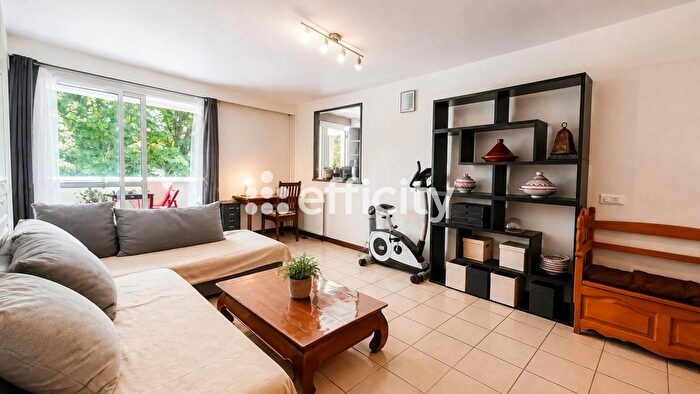 Boissy-Saint-Léger, De Gaulle : Appartement 5 pièces à vendre