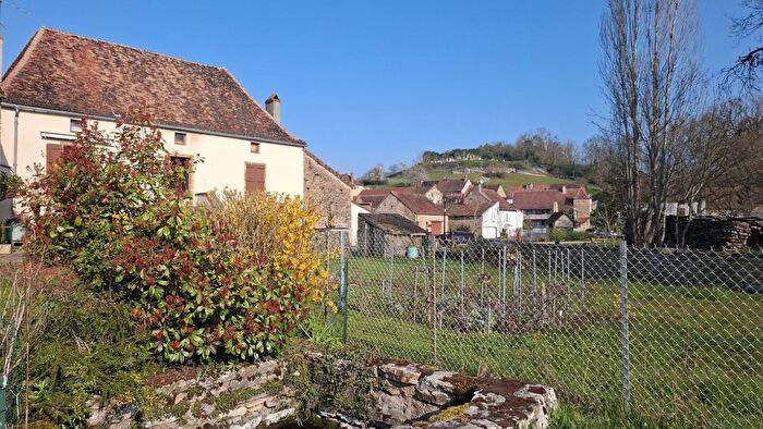 Sigy-le-Châtel - Maison 7 pièces à vendre