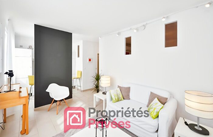 Arles, Centre-ville : Appartement 1 pièce à vendre
