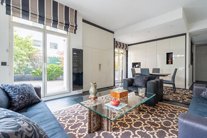 Appartement 3 pièces à Levallois-Perret, Collange, à vendre