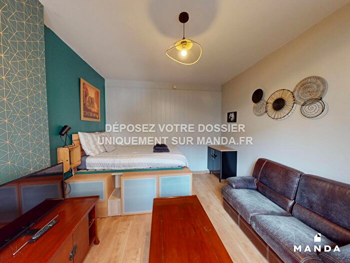 Appartement à louer - Saint-Étienne, Méons, Le Soleil, Châteaucreux, Saint-François - 1 pièce