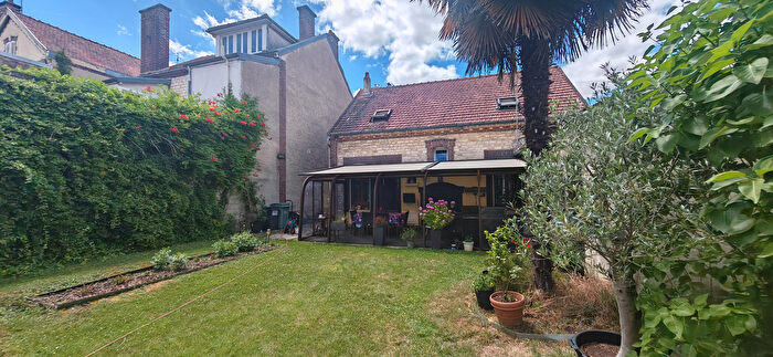 Maison à vendre - Troyes, Jules Guesde - 6 pièces - 4 chambres