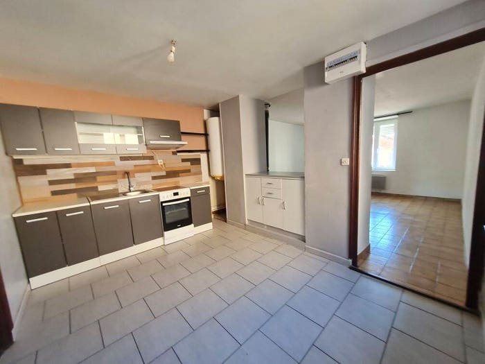 Polaincourt-et-Clairefontaine : Maison 4 pièces à louer