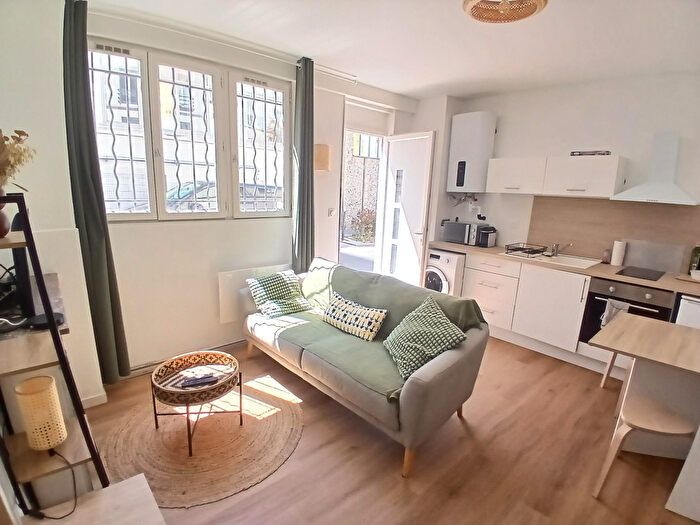 Appartement à vendre - Paris e , Mouzaia - 1 pièce