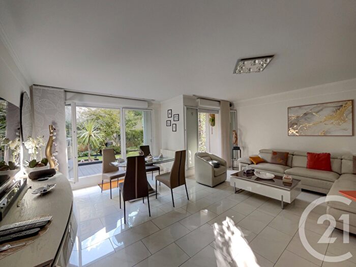 Appartement à vendre - Drancy, Les Oiseaux - 5 pièces - 3 chambres