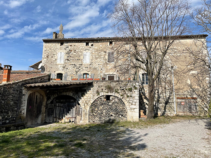 Maison à vendre - Saint-Germain - 15 pièces - 10 chambres