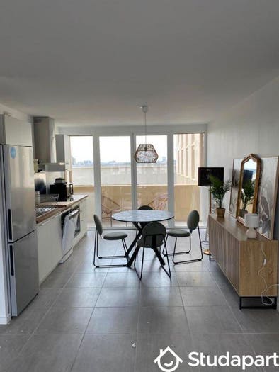 Nansouty, Saint Genès, Bordeaux : Appartement 1 pièce à louer