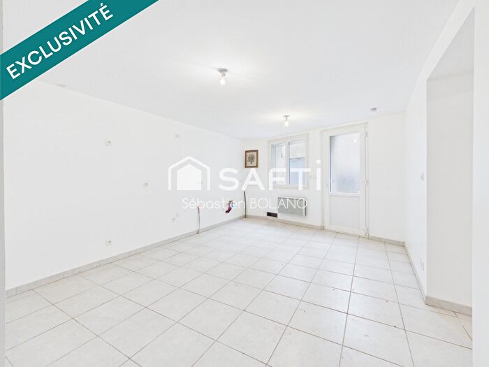 Maison à vendre - Roubia - 4 pièces - 2 chambres