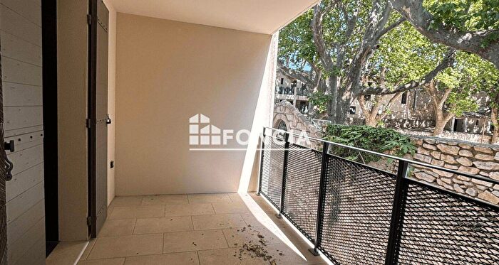 Centre Ville, Saint-Rémy-de-Provence - Appartement 3 pièces à louer