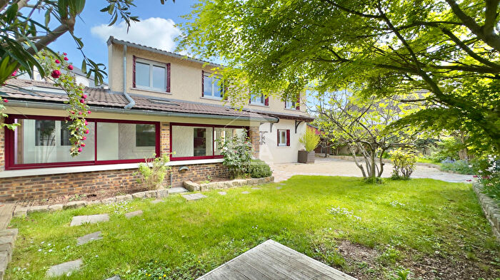 Athis-Mons, Centre-ville : Maison 7 pièces à vendre