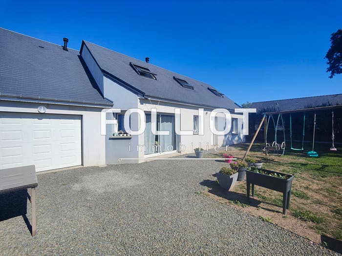 Maison 6 pièces à vendre à Le Mesnil-Opac